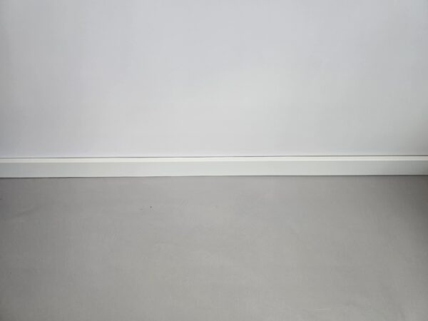 Plinten afkitten, de bovenkant - Plinten professional